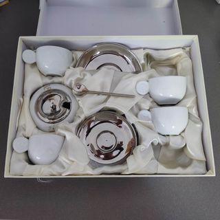 set 4 tazzine da caffè + zuccheriera