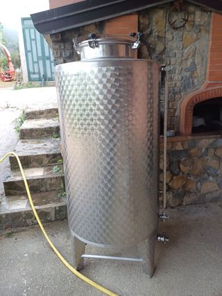 Cisterna per vino,olio con impianto azot