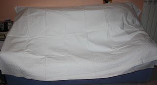 Lenzuolo di sopra vintage ricamato a macchina