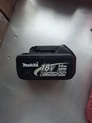 Batteria Makita 18v 3.0 Ah BL1830