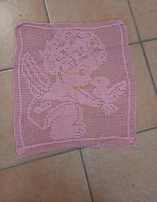 Centro/tela angioletto in filet all'uncinetto