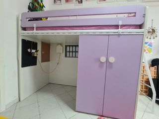 Lettino alto con armadietto