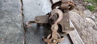 Vecchio argano a mano