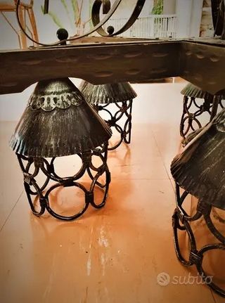 Lampadario in legno e ferro battuto Sessa