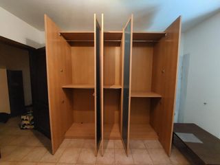 Armadio 5 ante ben conservato