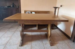 Tavolo allungabile e cassapanca