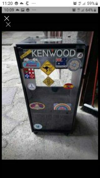 Mobiluccio  con sportello  e ruote