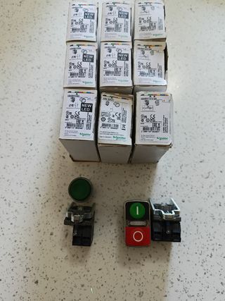 Pulsante Schneider verde e doppio 9pezzi