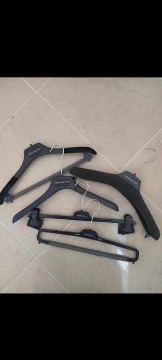 Grucce appendi-abiti nuove  marcate