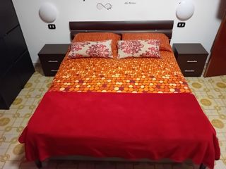 Camera da letto completa usata