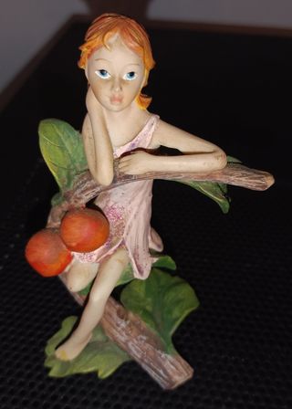 Fatina ninfa dei boschi in ceramica