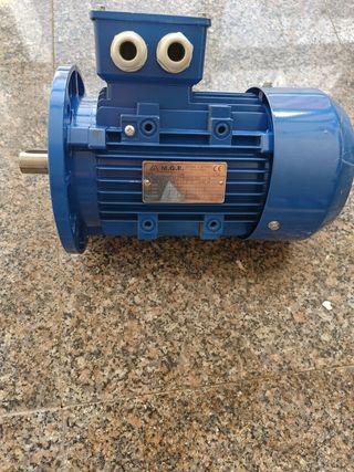 Motore elettrico trifase 2,2kw 400v