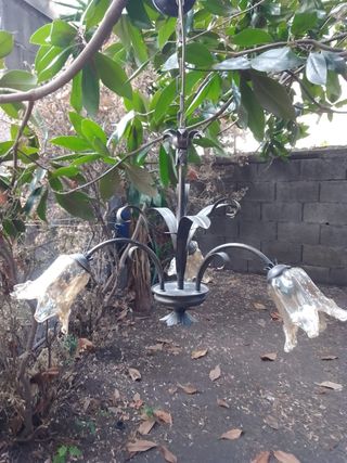 Lampadario in ferro battuto