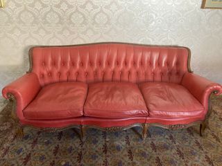 Divano e poltrone in pelle vintage