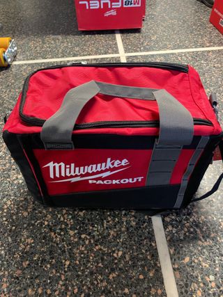 borsa con fondo rigido milwaukee