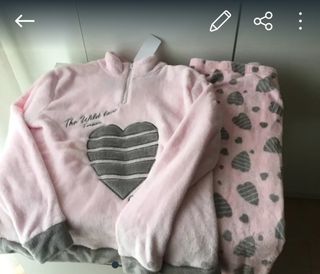 Set pigiam, borsello, 2 servizi tazze