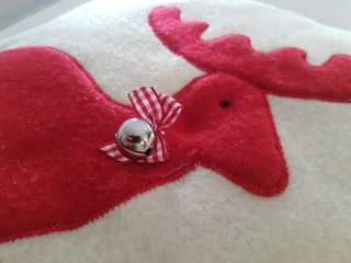 Cuscino con Renna e campanellino