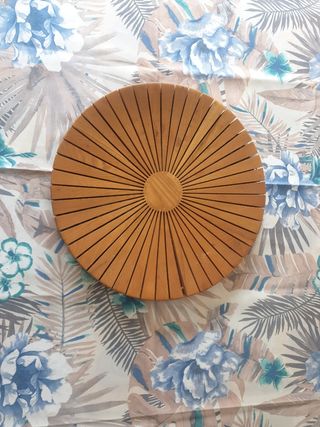 Soprammobile in legno