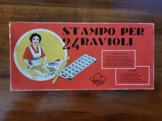 Stampo per 24 ravioli