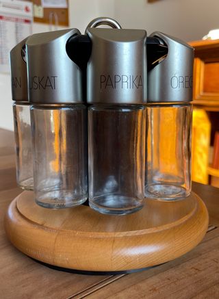 Porta spezie girevole