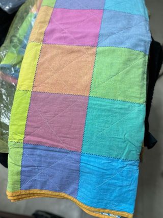 Due copriletti multicolor reversibile