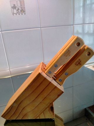 Ceppo in legno 6 coltelli bistecca Bufal