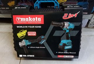 Kit 2 in 1 
Con Valigetta Makota