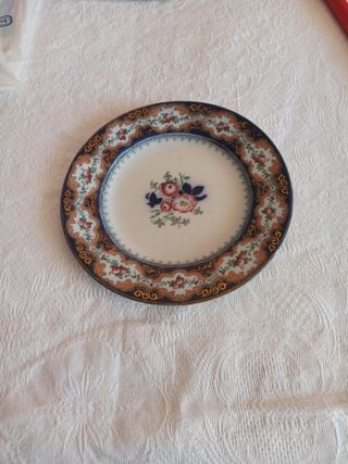 Piatto in porcellana