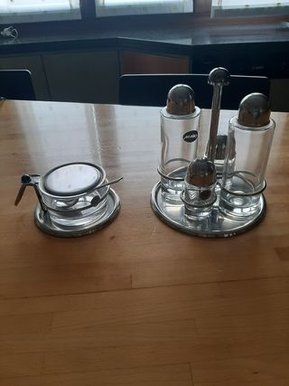 Oliera e portaformaggio in acciaio