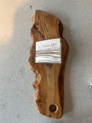 Tagliere in legno d'olivo