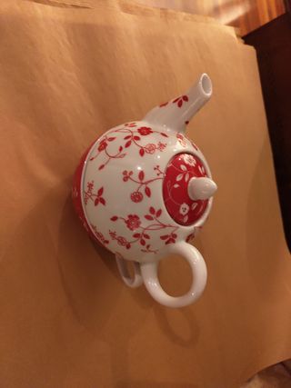 Teiera con tazza