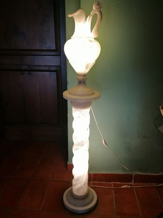 Lampada in alabastro