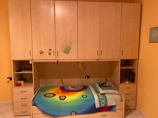 Cameretta con armadio a ponte