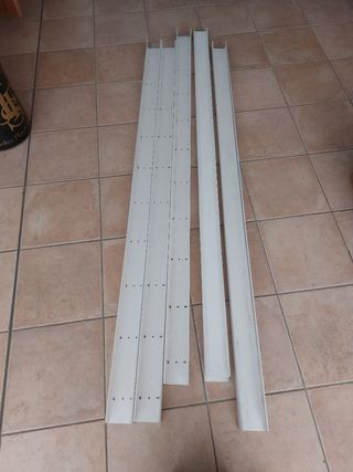 Canalina portacavi per condizionatore