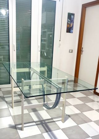 Tavolo in vetro