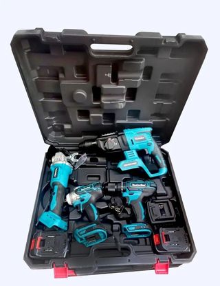 KIT 4 ATTREZZI PROFESSIONALI CON BATTERIE AVVITATO