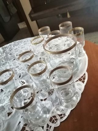 Servizio di bicchieri in cristallo