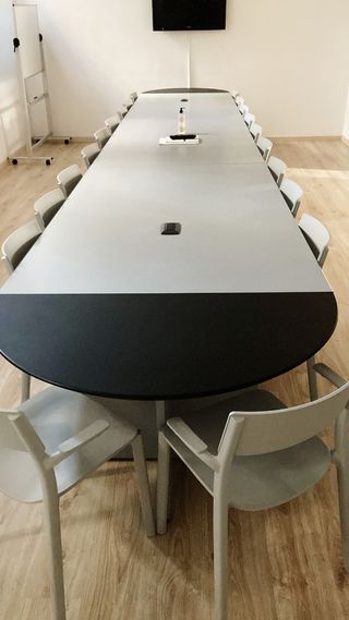 Tavolo sala riunioni