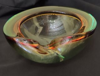 Oggetto in vetro sommerso di Murano