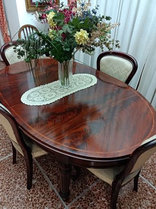 Tavolo ovale  mogano