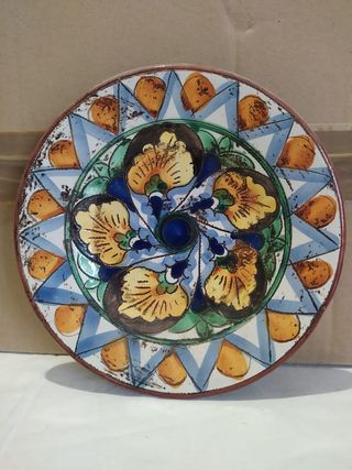 Set due piatti decorativi arte di Faenza