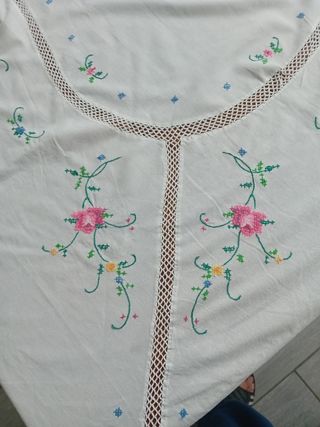 tovagliax12 con 12 tovaglioli tuttaricamata a mano