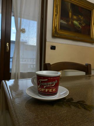 set di 6 tazzine per il caffe con piattini