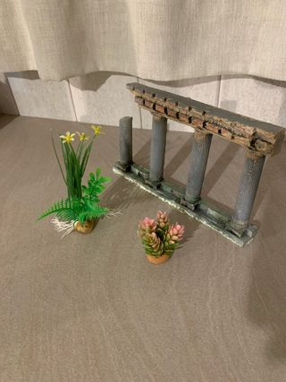 Arredi da acquario con vulcano ossigenatore