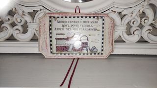 Targhetta guardaroba artigianale