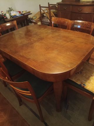 Tavolo legno massiccio con sedie