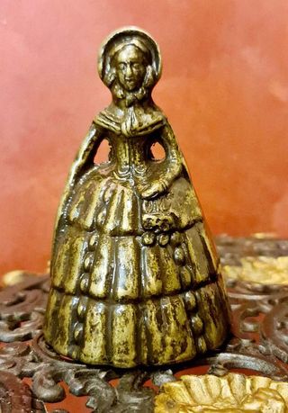 Campanello da tavolo bronzo dama abito crinolina