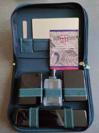 Set bagno da viaggio nuovo con busta