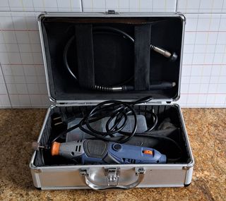 Miniutensile multifunzione