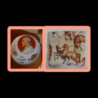 Cuscino e piatto/ quadro